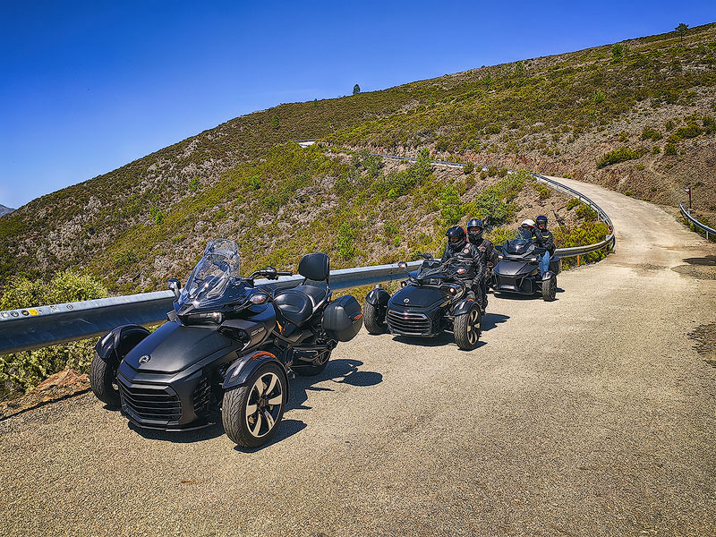 Quinto ano com uma Spyder - O Coiso | Andar de Coiso